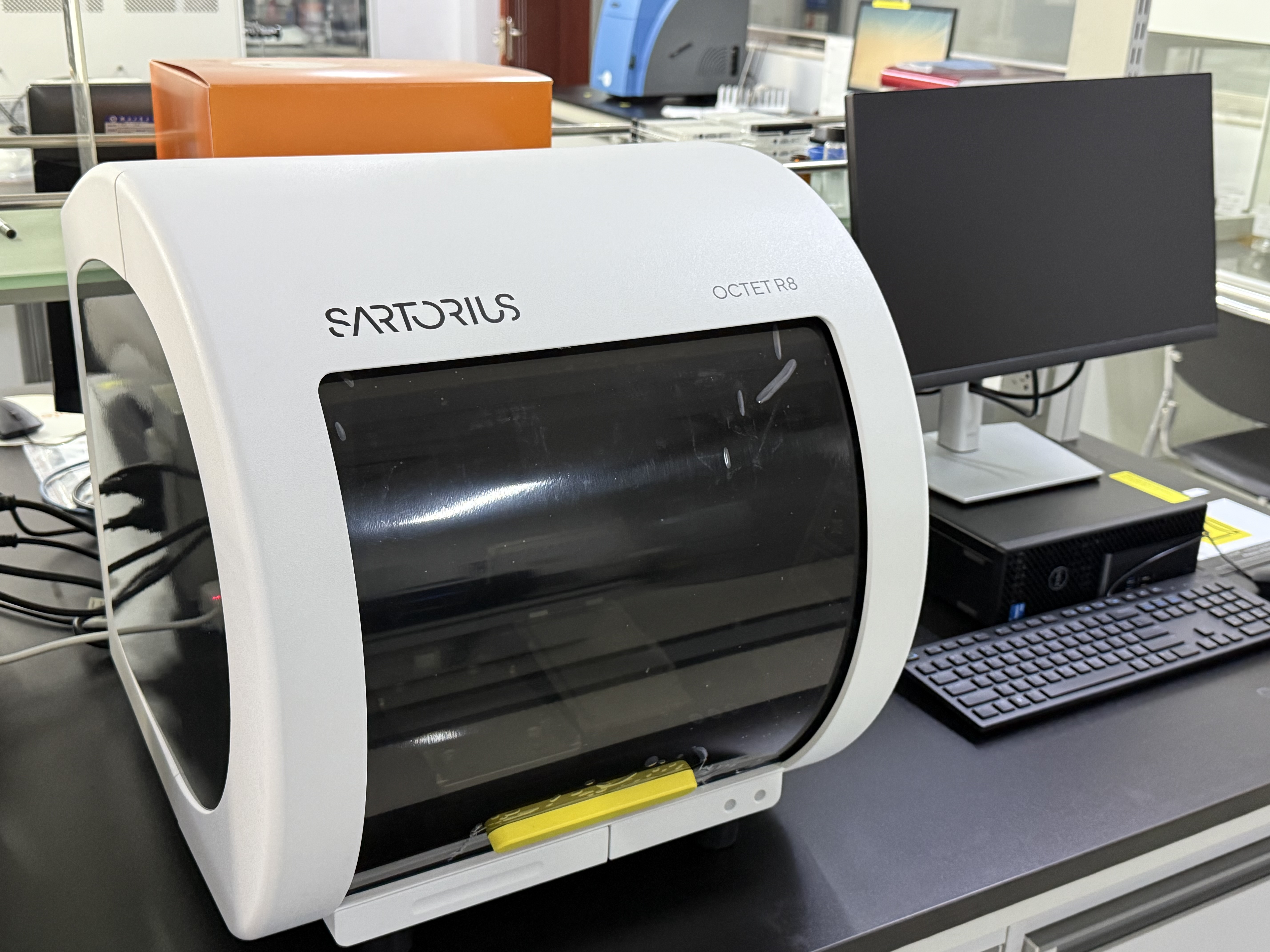 Octet R8高通量生物分子活性分析仪-湖北工业大学-大型仪器共享平台